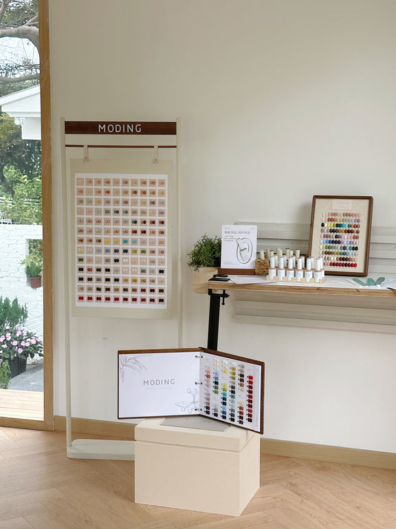 Moding Gel 130 Colors末町·小布町130色套胶 – Yuna Nail